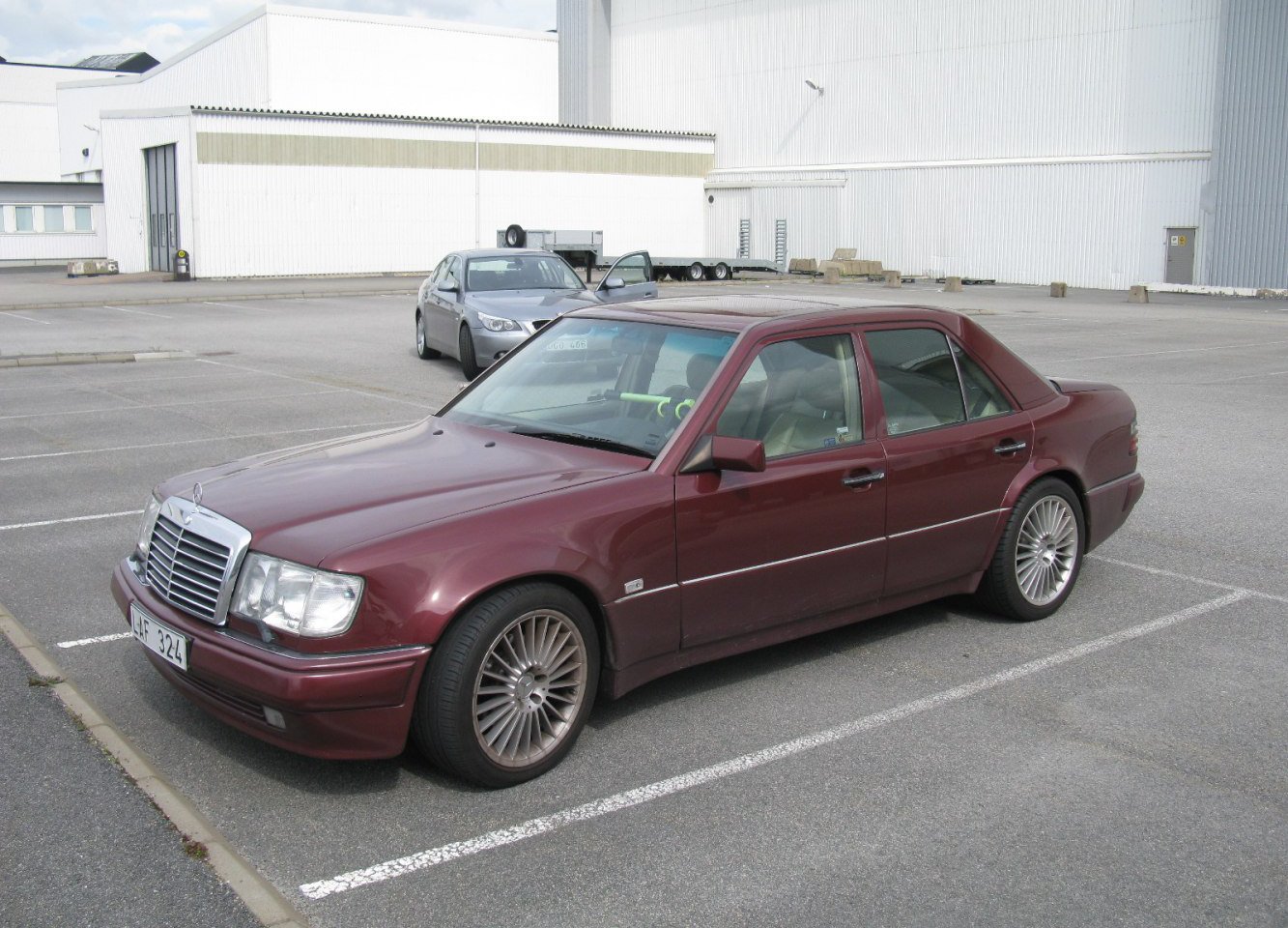 Mercedes-Benz 400 technical specifications and fuel economy